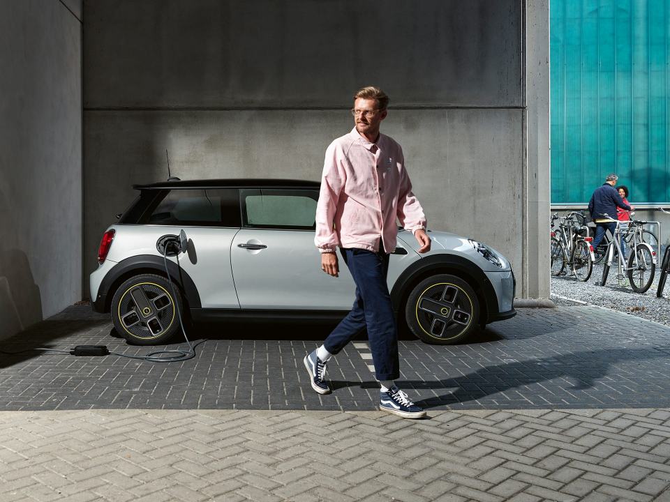 Mini électrique : la citadine survoltée - circulerpropre.fr