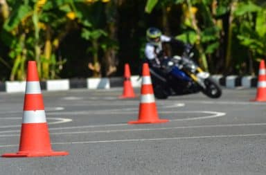 Prix du permis moto : tout ce qu'il faut savoir - circulerpropre.fr