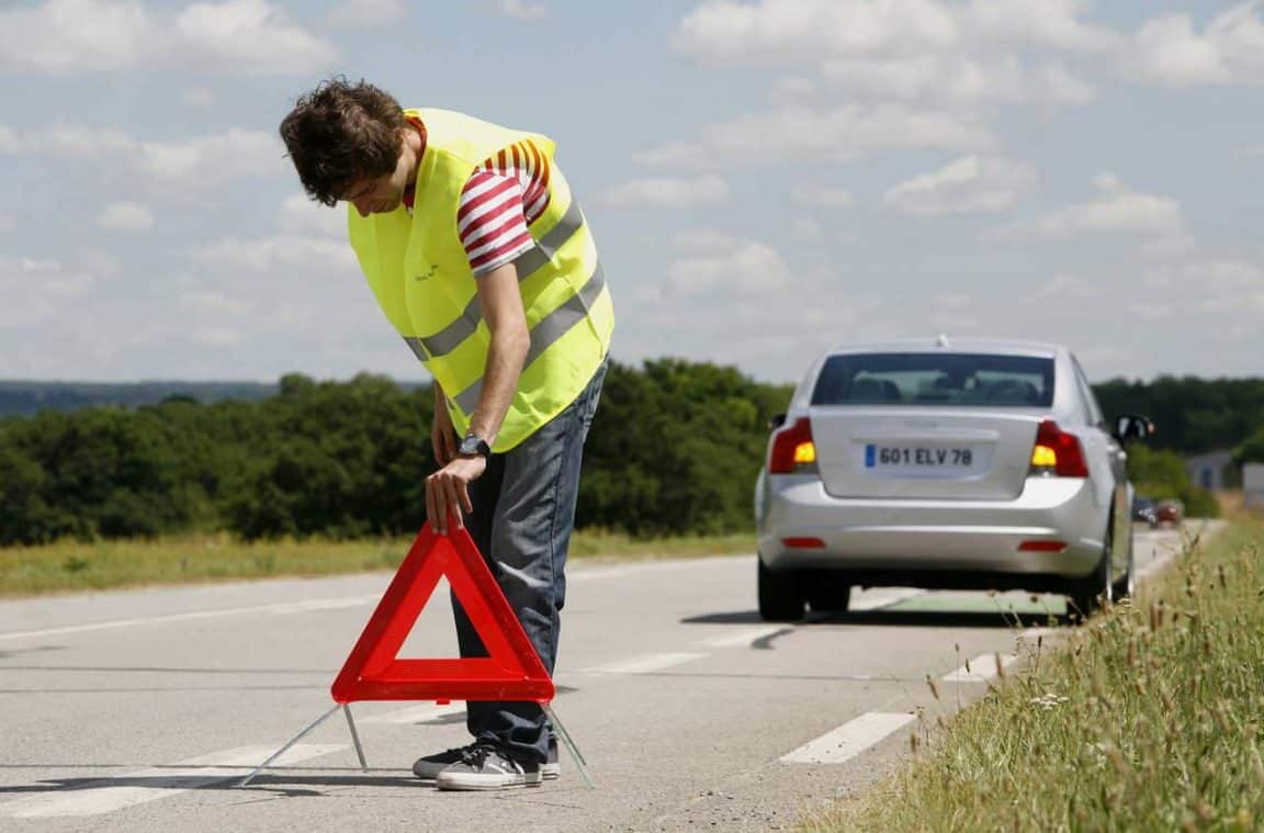 L'importance du triangle de signalisation sur la route - circulerpropre.fr